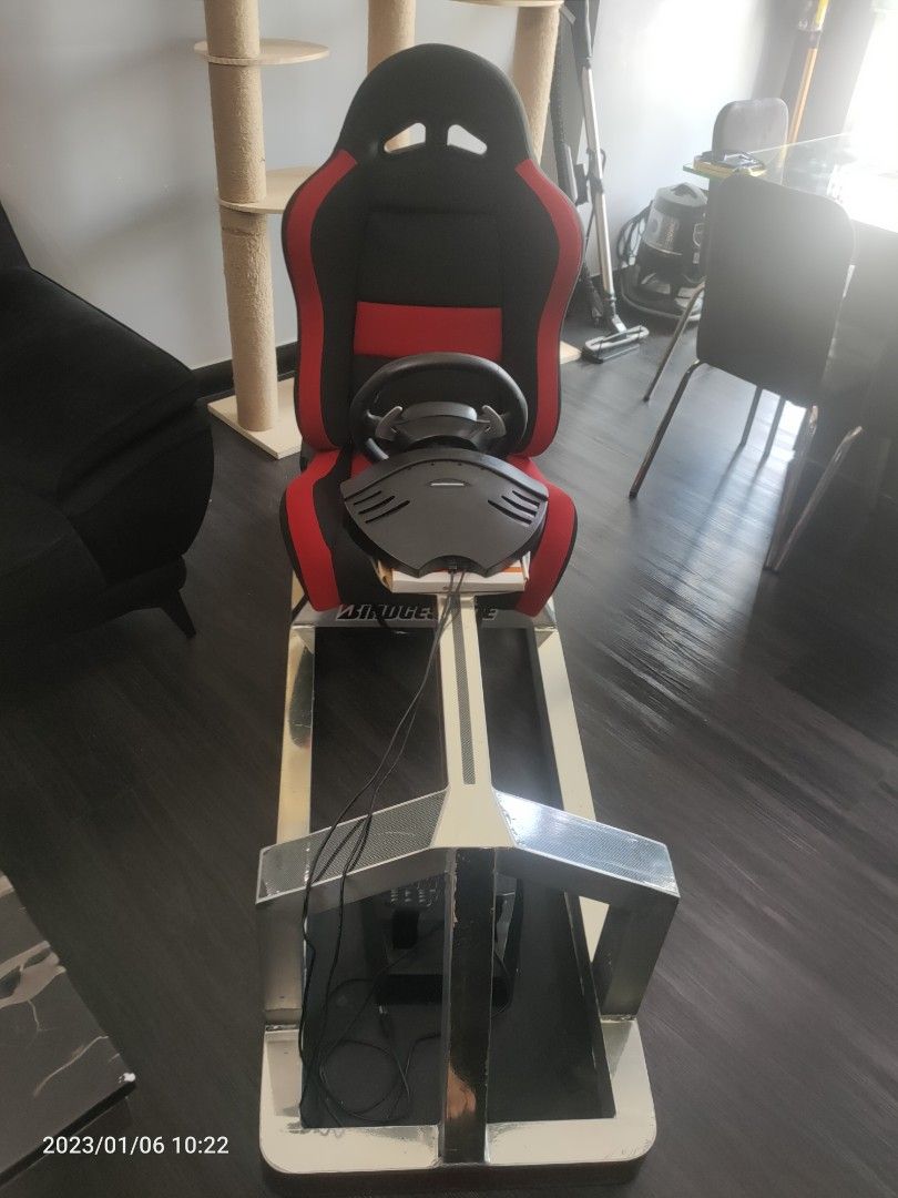Thrustmaster T80 - Ferrari 488 GTB Edition with seat setup.Can nego ...