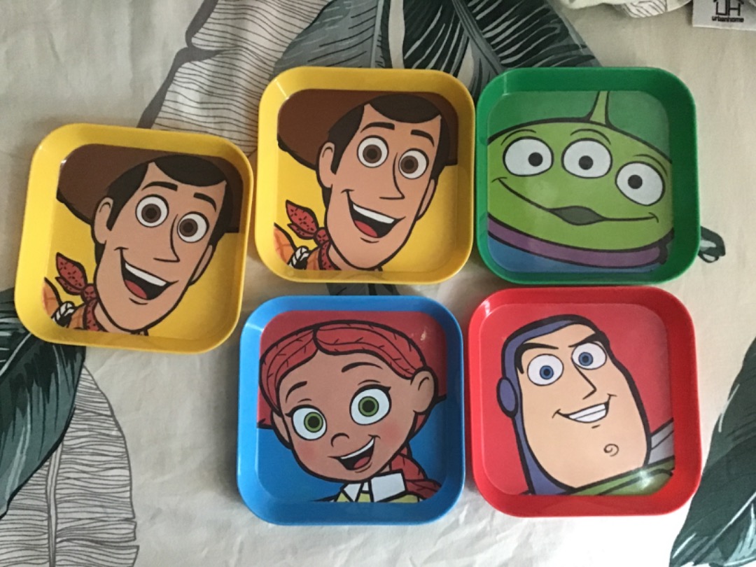 Toy Story 4 plates, Furniture & Home Living, Kitchenware & Tableware ...