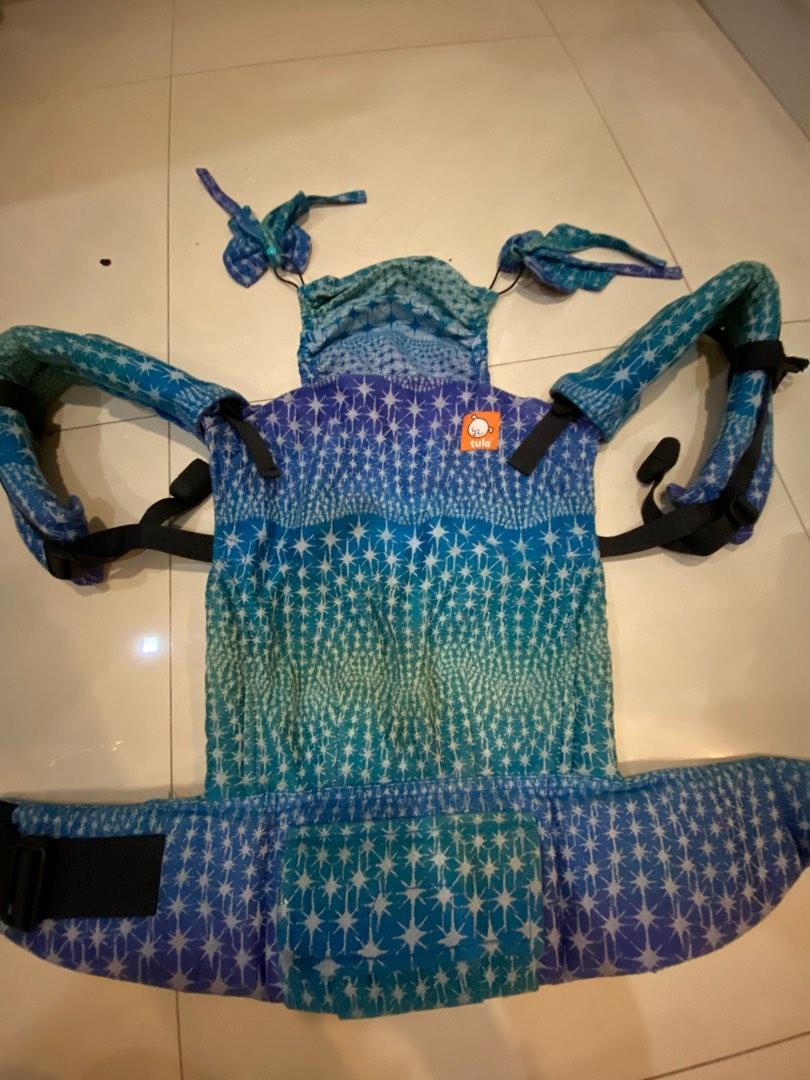 Tula carrier, Babies & Kids, Going Out, Carriers & Slings on Carousell