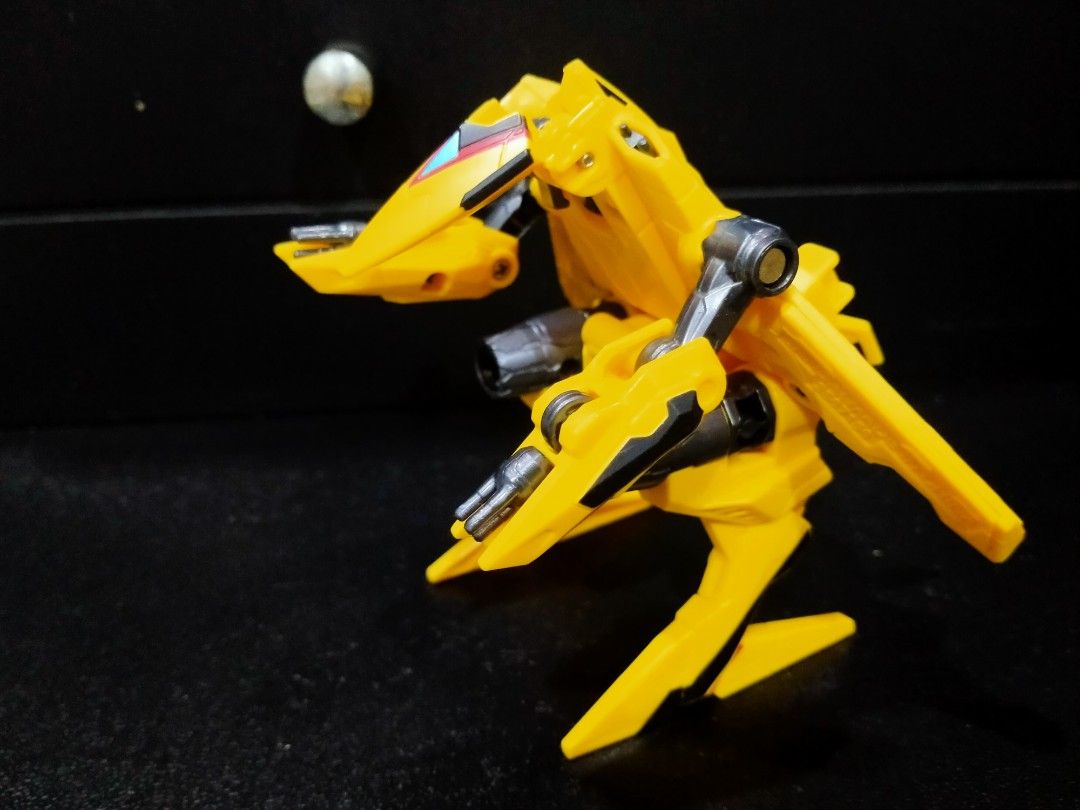 Ultraman Trigger: New Generation Tiga DX Guts Falcon, Hobbies & Toys ...