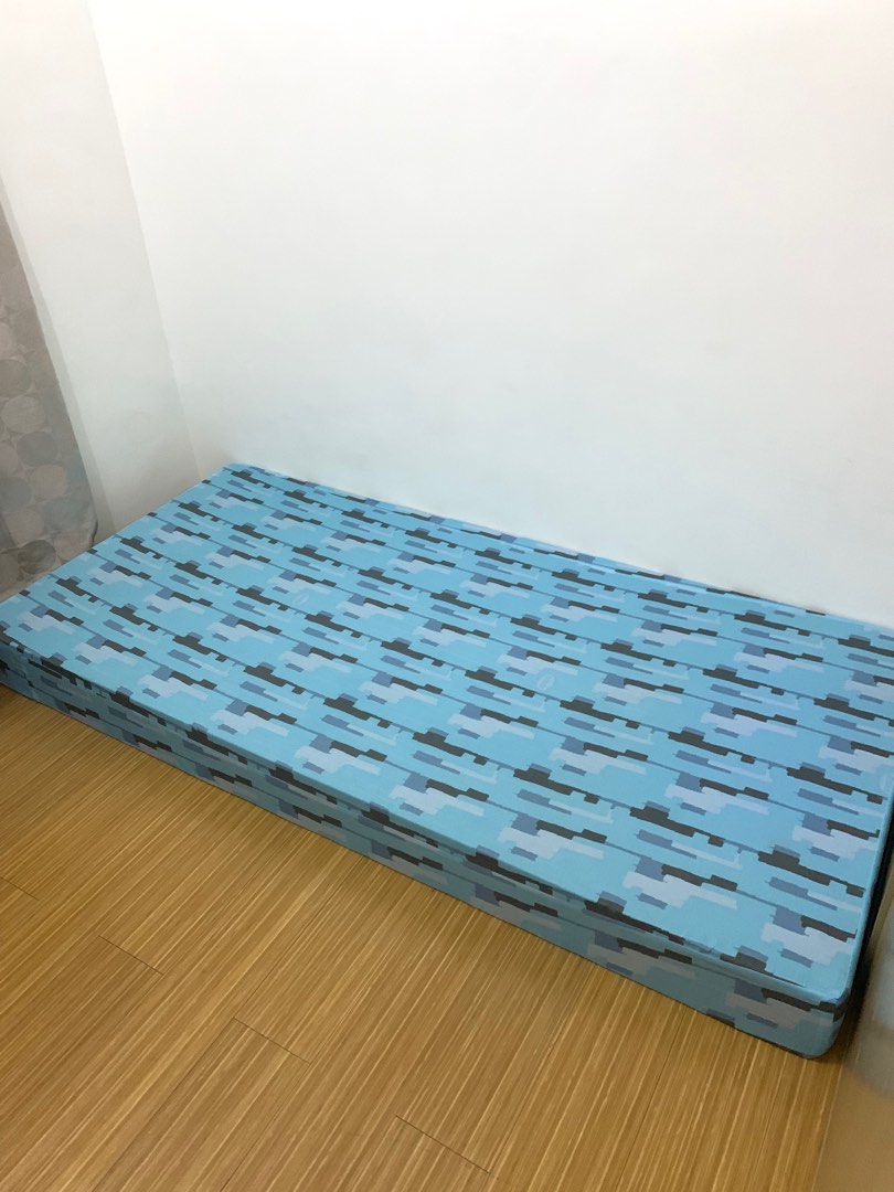 Uratex Foam Single, Furniture & Home Living, Furniture, Bed Frames ...