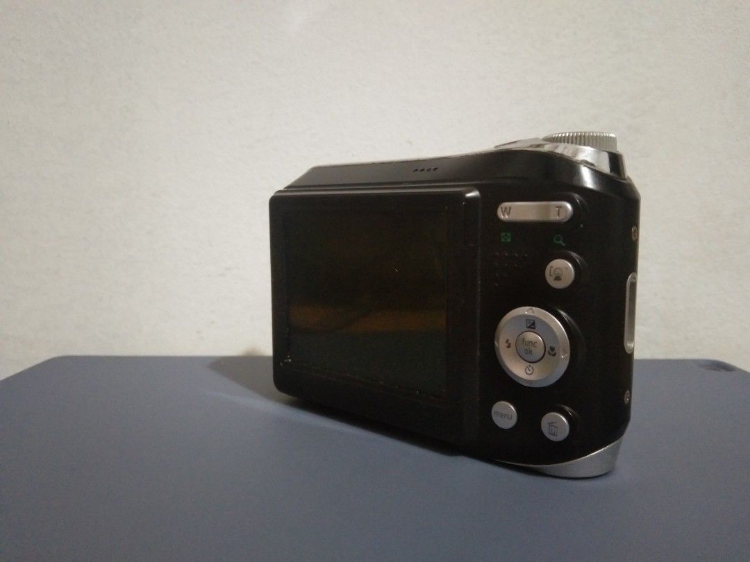 Vintage Digital Camera (GE A1035), Photography, Cameras on Carousell