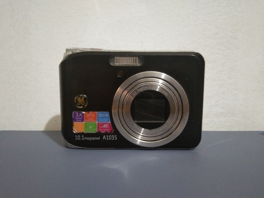 Vintage Digital Camera (GE A1035), Photography, Cameras on Carousell
