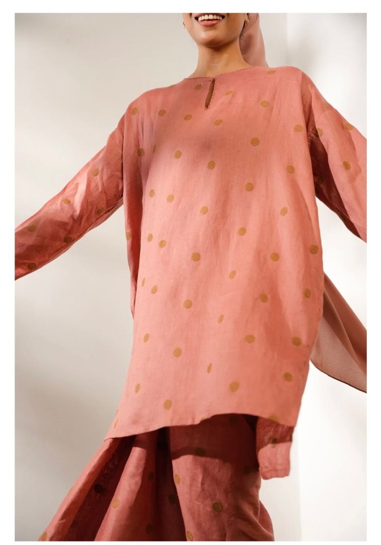 Whimsigirl Nona Linen Kurung Set in Kantan, Women's Fashion, Dresses ...