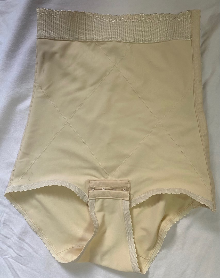 Wink Postpartum and Slimming binder in Small, Women's Fashion ...