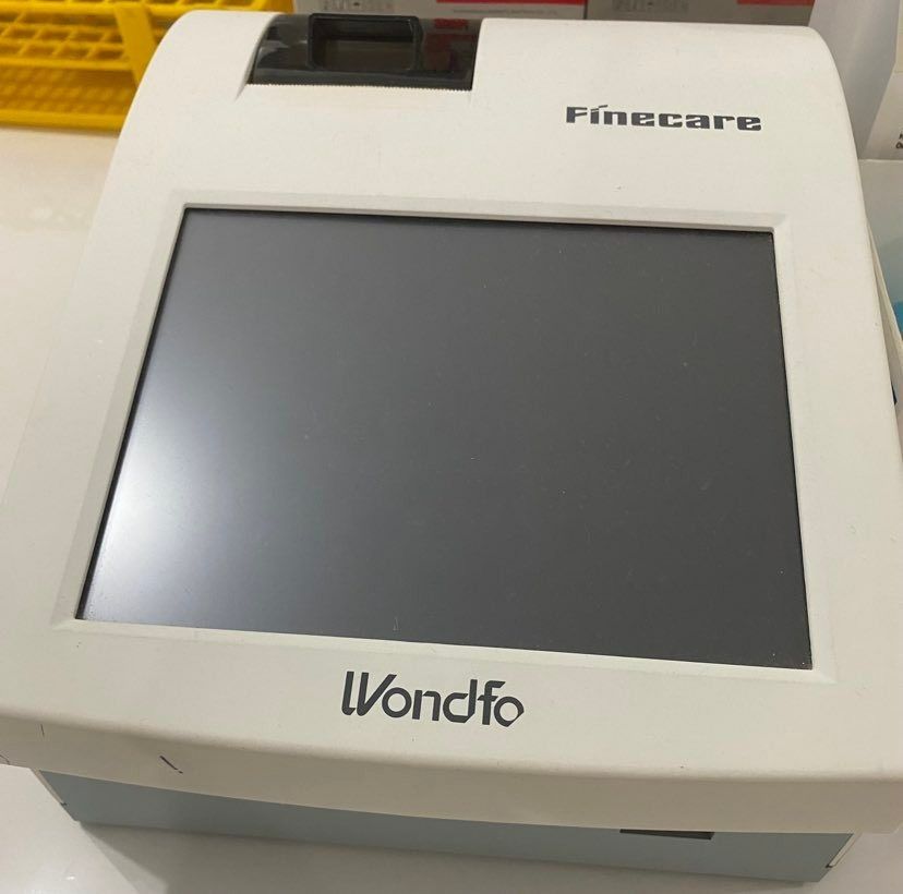 Wondfo Finecare (Laboratory Machine), Health & Nutrition, Medical ...
