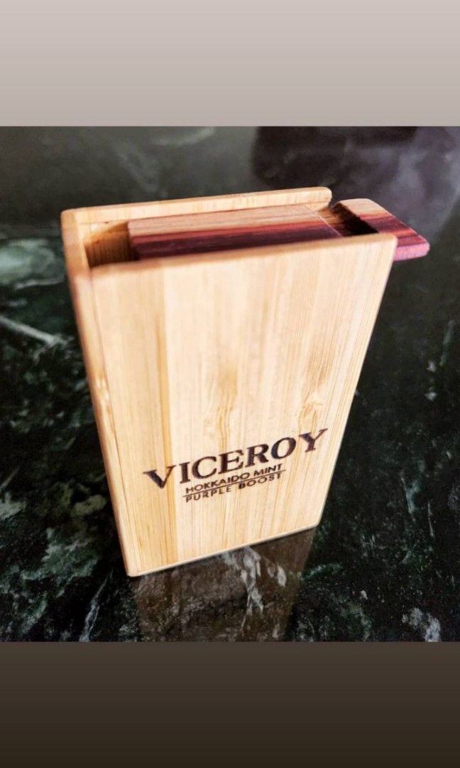 Wooden Cigarette Box (with custom engraving), Hobbies & Toys ...