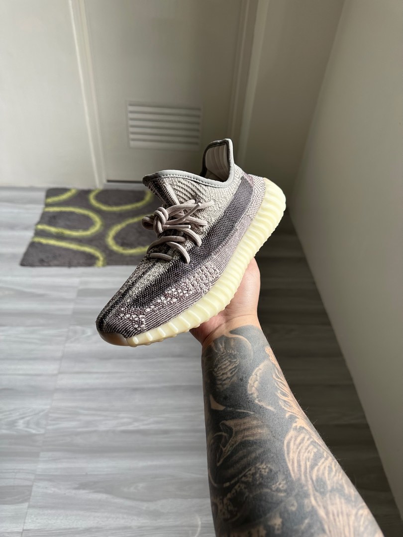 YEEZY ZYON 6US (7W), Women's Fashion, Footwear, Sneakers on Carousell