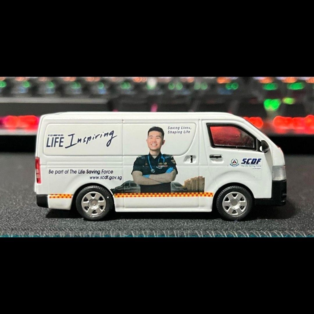 1/64 Toyota Hiace SCDF Minibus Van, Hobbies & Toys, Toys & Games on ...
