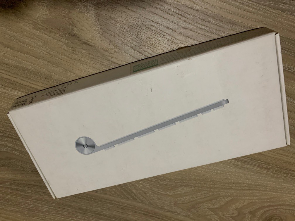 Apple Wireless Keyboard A1314 Computers And Tech Parts And Accessories Computer Keyboard On Carousell