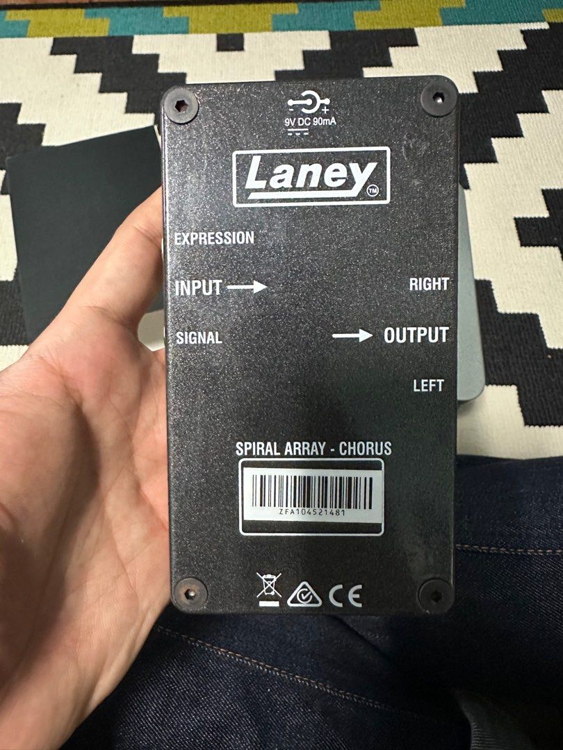 LANEY BLACK COUNTRY CUSTOMS SPIRAL ARRAY CHORUS PEDAL, Hobbies & Toys, Music & Media, Music ...