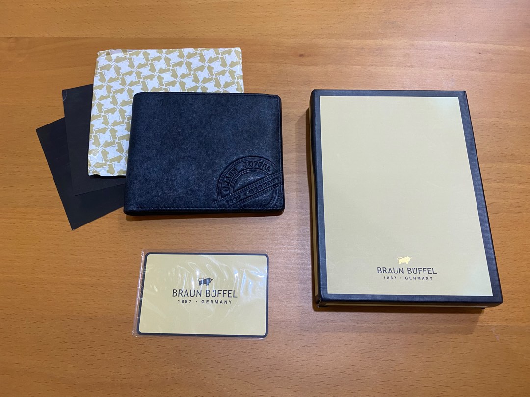 Braun buffet wallet card holder , Men's Fashion, Watches & Accessories ...