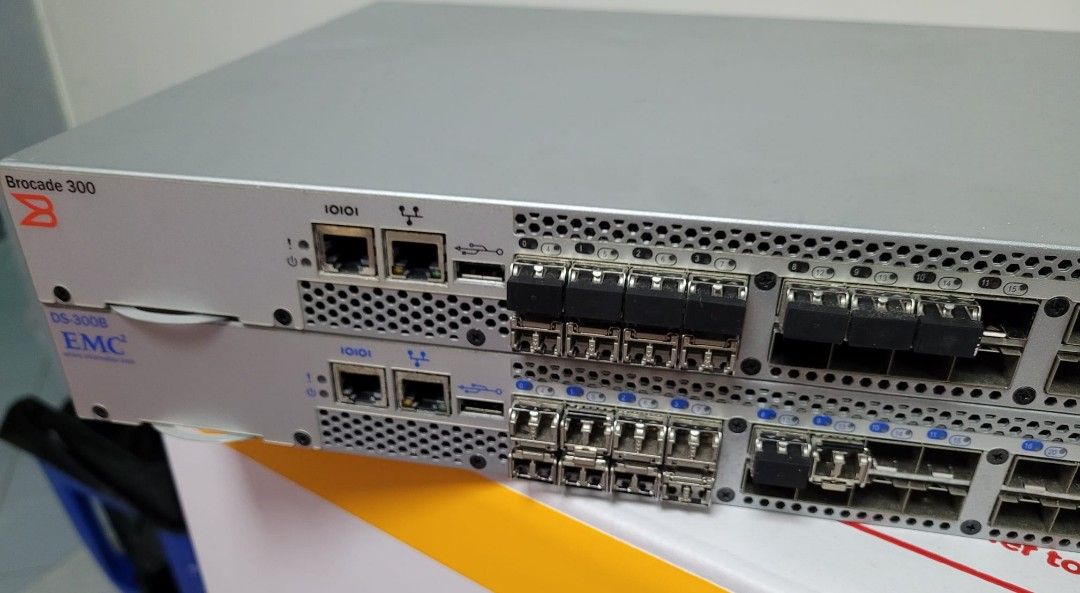 Brocade 300 and EMC2 DS-300B fiber channel switches with SFPs ...