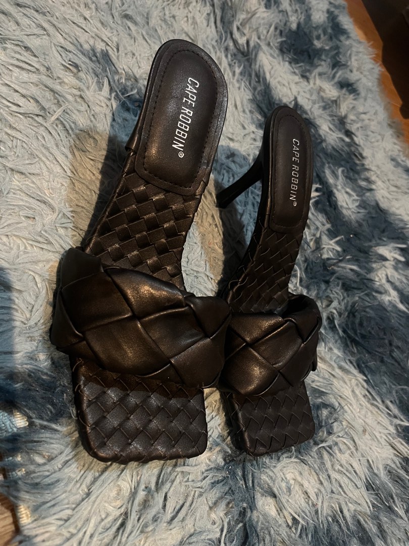 Cape Robbin, Women's Fashion, Footwear, Heels on Carousell