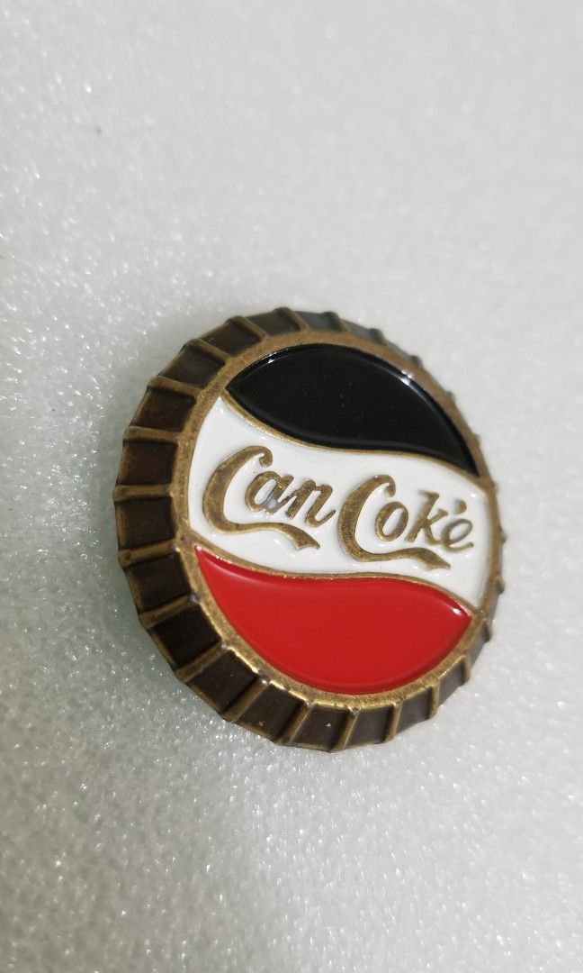 COCA COLA BOTTLE CAP THEME VINTAGE STYLE BROOCH, 興趣及遊戲, 收藏品及紀念品, 古董收藏 ...