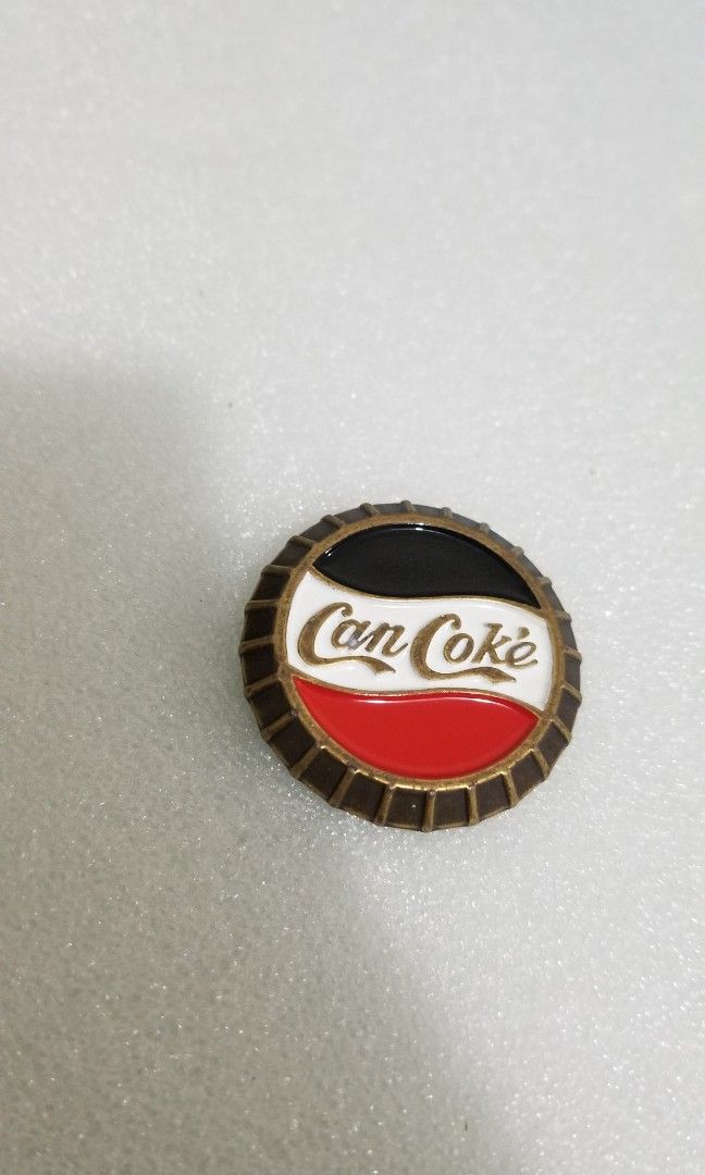 COCA COLA BOTTLE CAP THEME VINTAGE STYLE BROOCH, 興趣及遊戲, 收藏品及紀念品, 古董收藏 ...