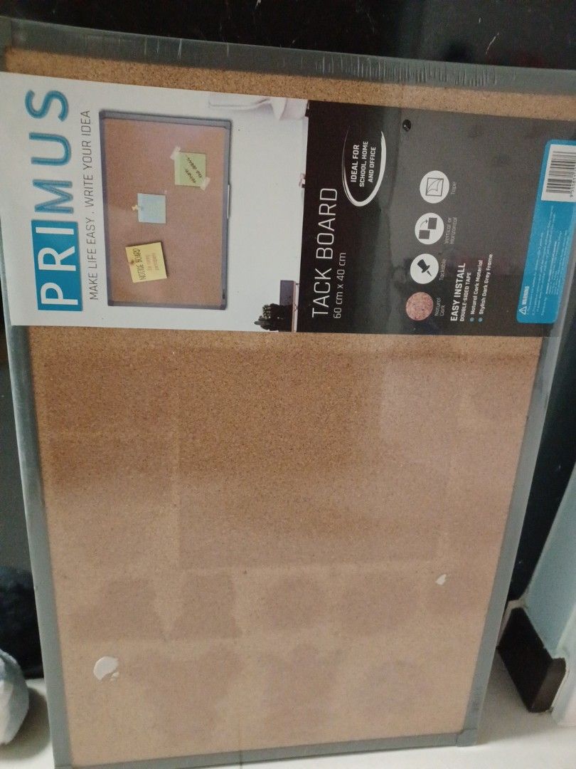Cork board & pins, Hobbies & Toys, Stationery & Craft, Craft Supplies ...