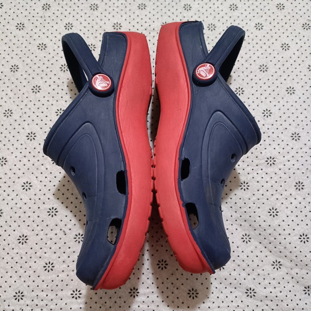 Crocs J2, Babies & Kids, Babies & Kids Fashion on Carousell