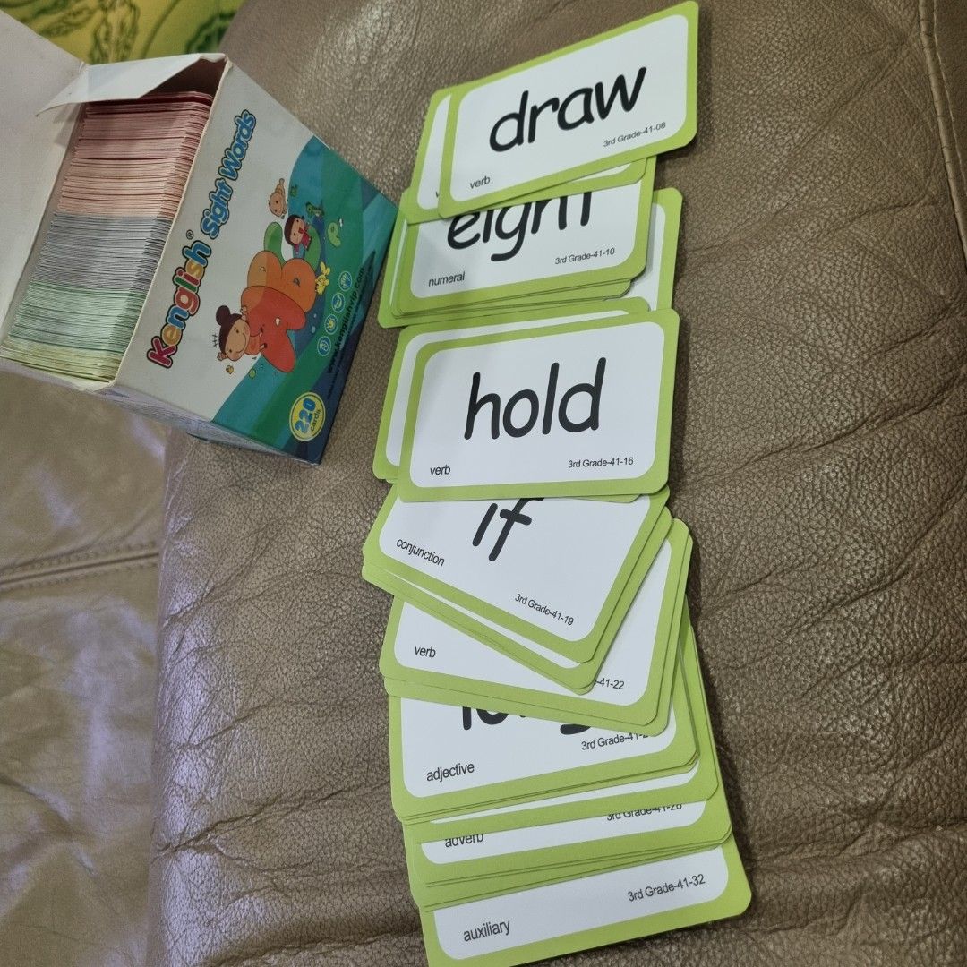 English reading cards set, Hobbies & Toys, Books & Magazines ...