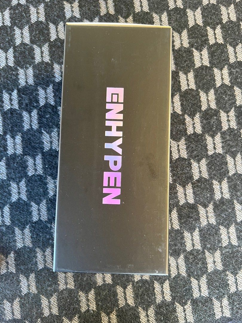 Enhypen official lightstick, Hobbies & Toys, Memorabilia & Collectibles ...