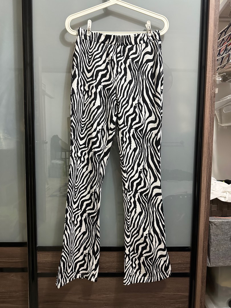 flare pants, Women's Fashion, Bottoms, Other Bottoms on Carousell