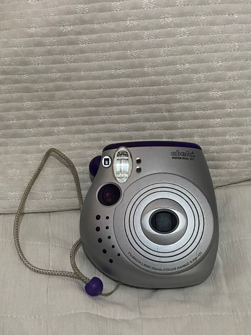 Fujifilm instax mini 20, Photography, Cameras on Carousell