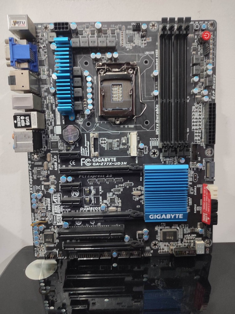 Gigabyte GA-Z77X-UD3H Motherboard, Computers & Tech, Parts ...