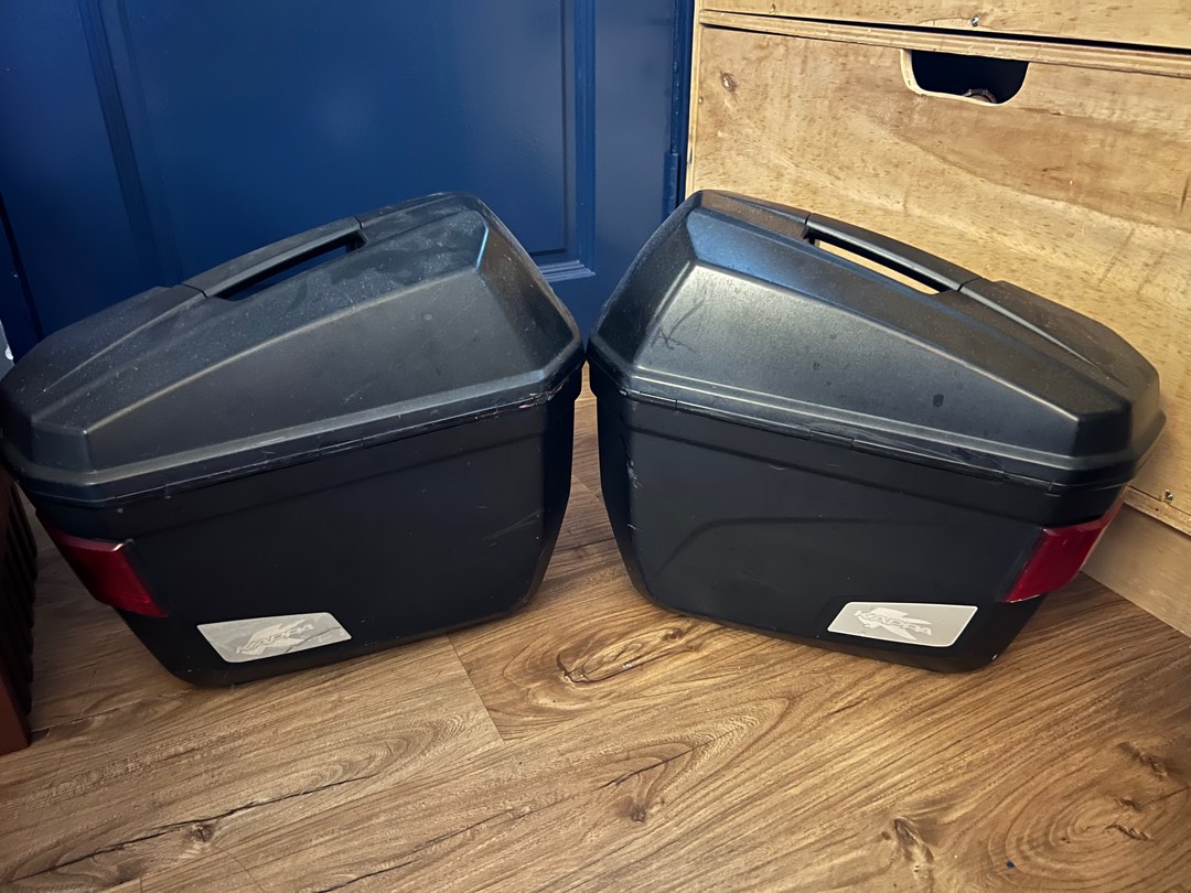 Givi E22 Motorcycle Panniers (22L x2), Motorcycles, Motorcycle ...