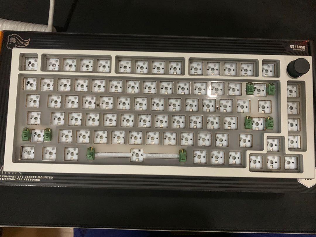 GMMK PRO WHITE ICE BAREBONES + GLORIOUS CARRYING CASE, Computers & Tech, Parts & Accessories ...