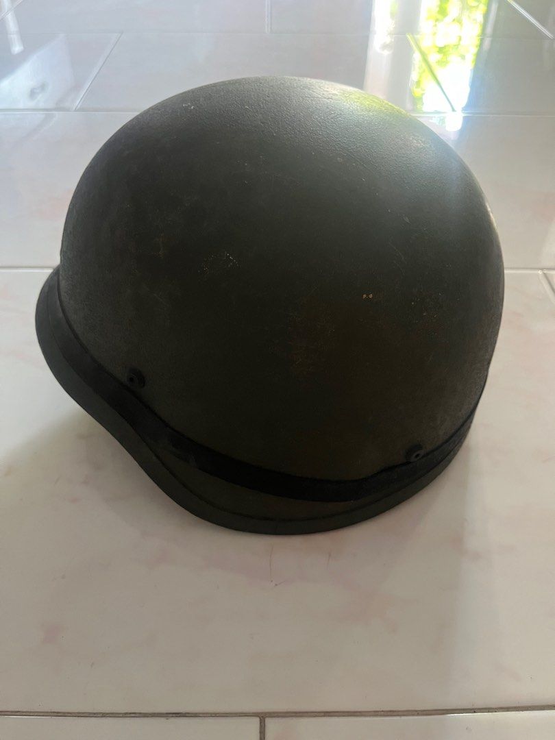 Gore tex jacket helmet jungle hat jockey cap uniform, Men's Fashion ...