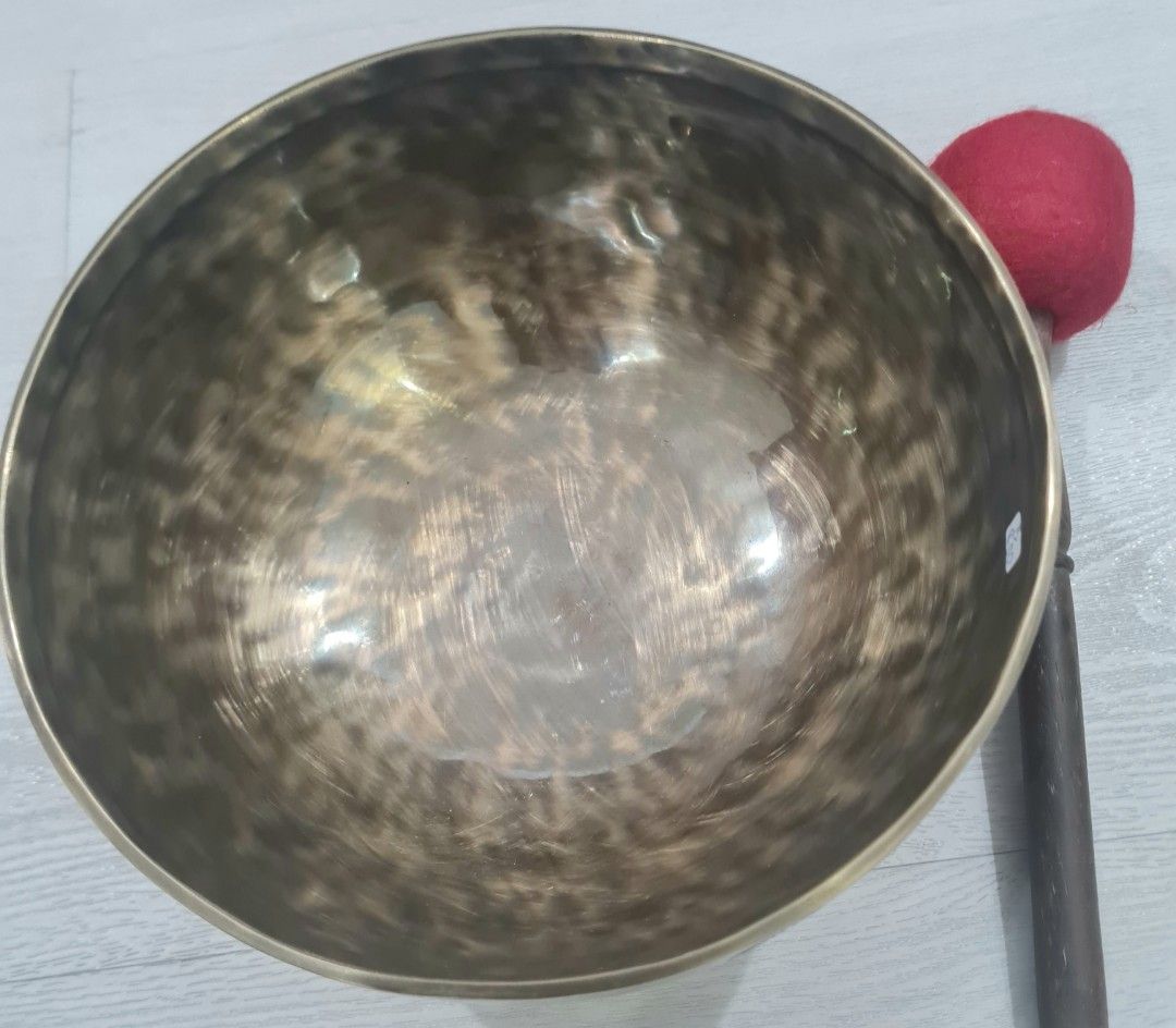 Handmade Super Full Moon Singing Bowl (Direct from Nepal), Hobbies ...