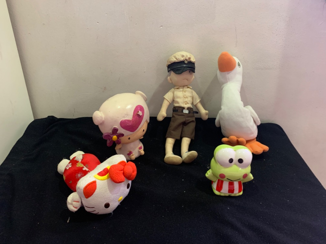 Hello kitty jap plush toy, precious moment goose coin bank, Hobbies ...