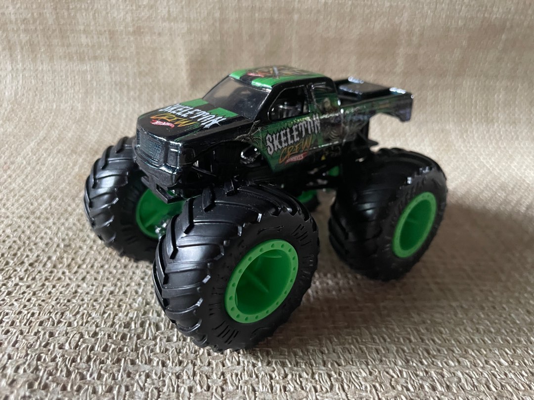 Hot Wheels Monster Jam Truck Skeleton Diecast, Hobbies & Toys, Toys ...