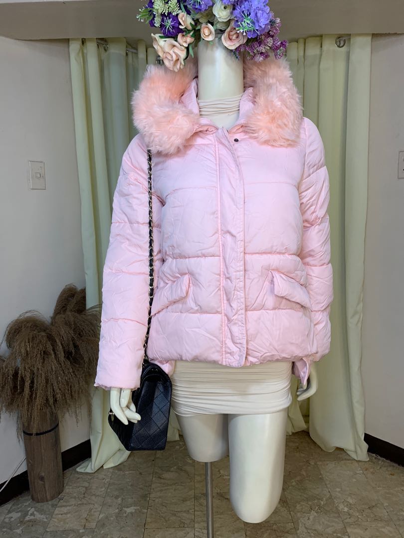 HQ PINK FUR PUFFER JACKET, Women's Fashion, Coats, Jackets and ...