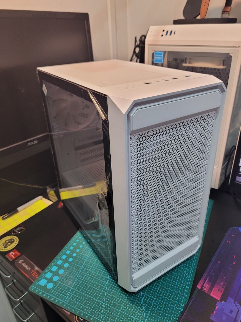 Invasion GB-52 White MATX Case + 3 ARGB Fan, Computers & Tech, Parts ...