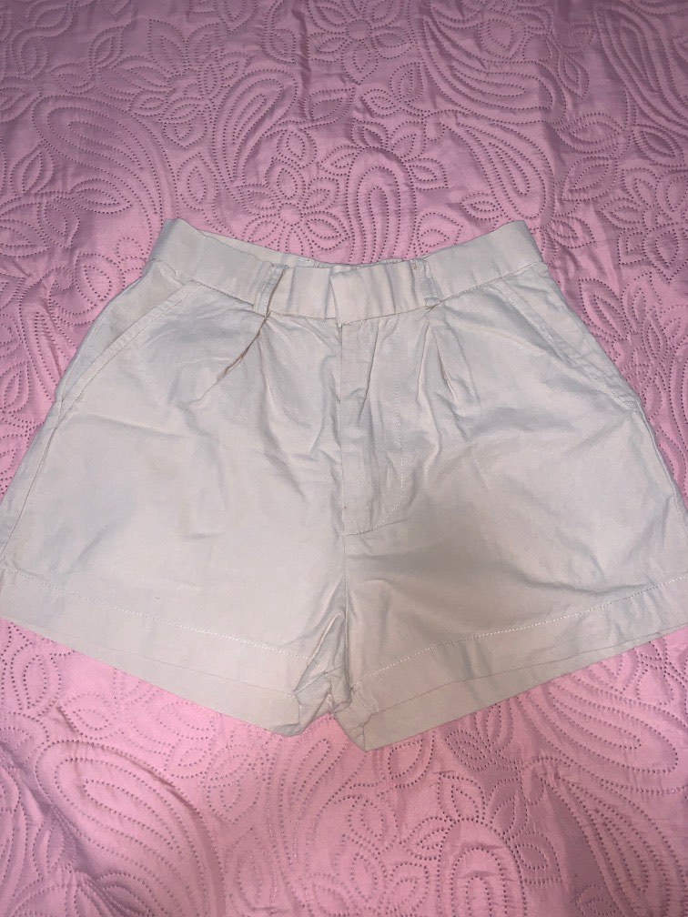 Linen lab shorts, Women's Fashion, Bottoms, Shorts on Carousell