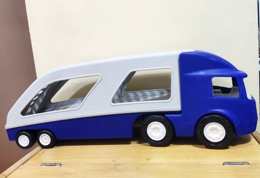 Little Tikes Big Car Carrier, Hobbies & Toys, Toys & Games on Carousell