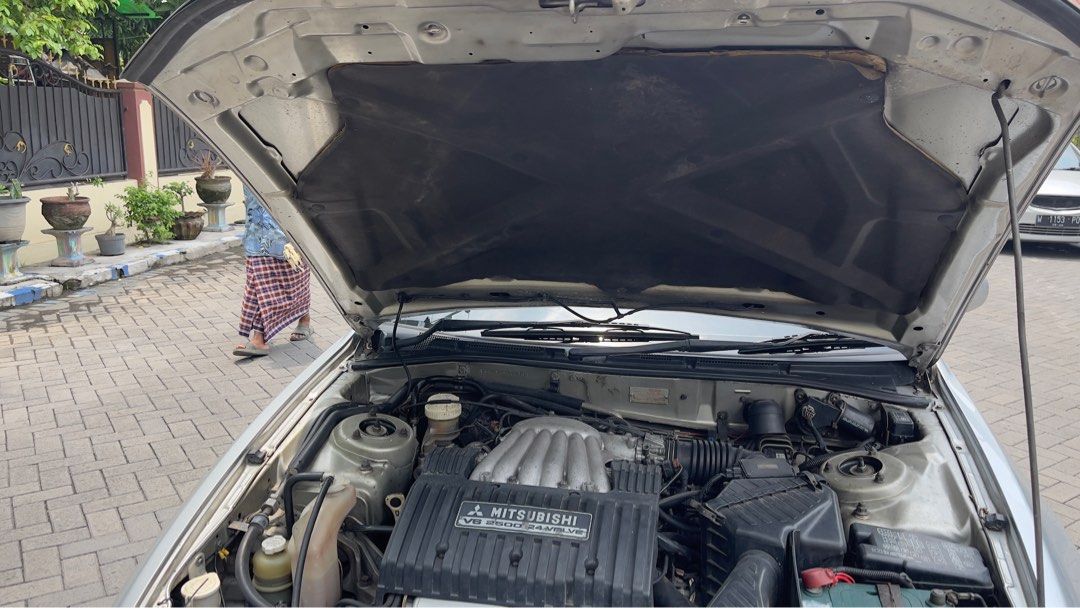 Mitsubishi galant hiu, Mobil & Motor, Mobil untuk Dijual di Carousell