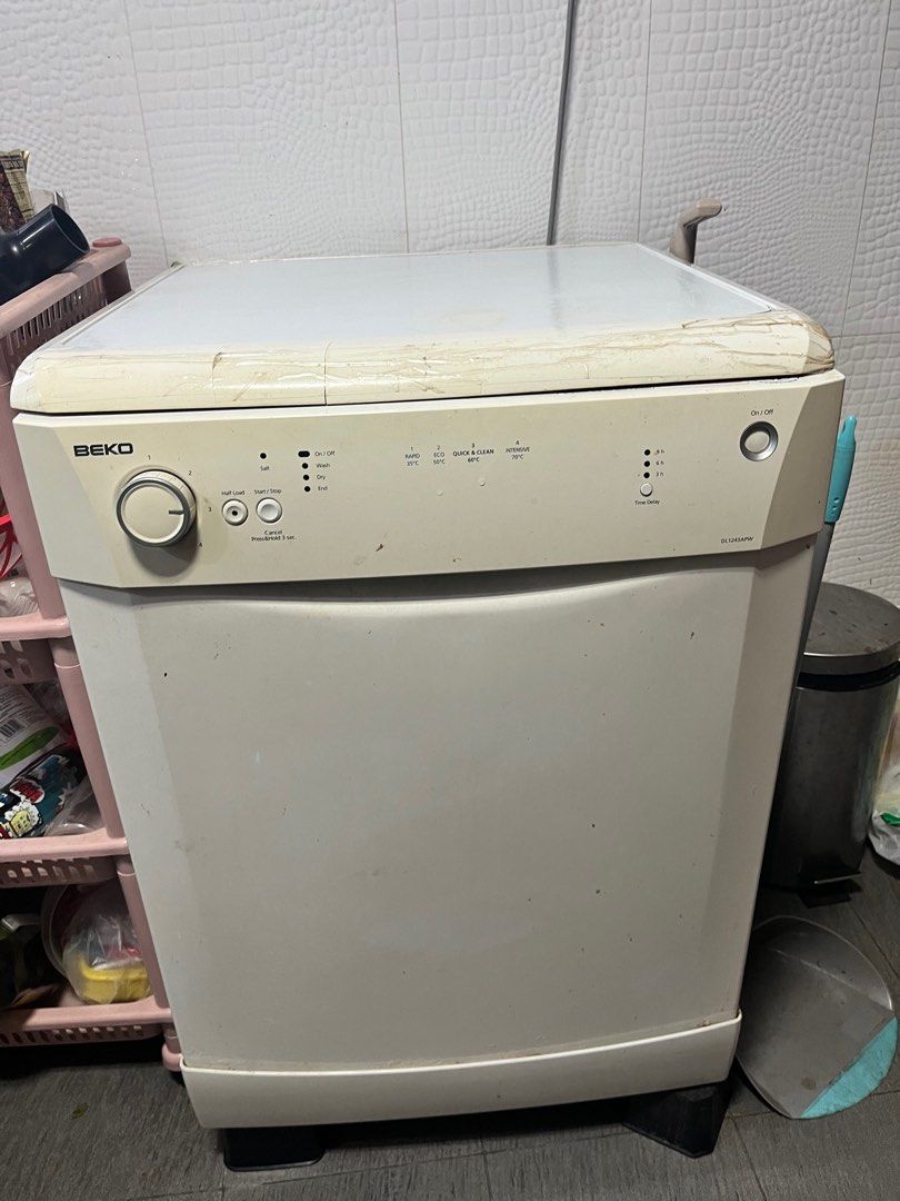 Old dishwasher- self standing, TV & Home Appliances, Kitchen Appliances ...