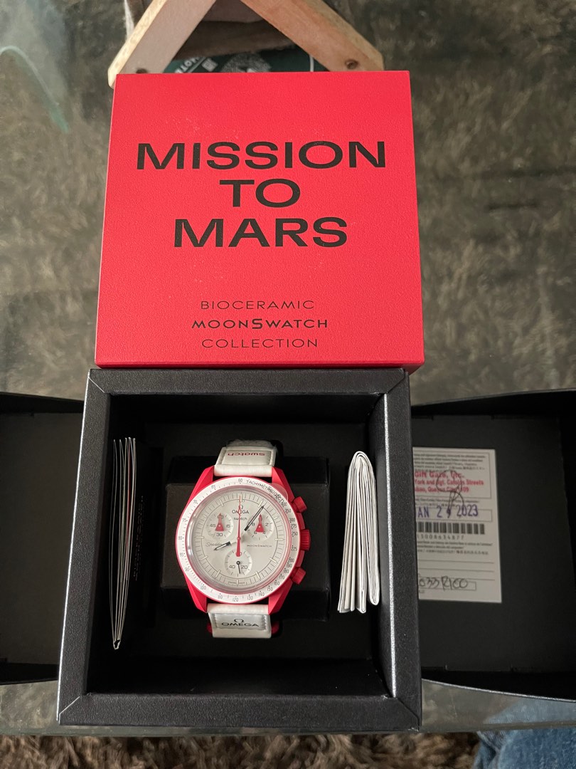 Omega x swatch moonswatch mission to mars, Men's Fashion, Watches ...