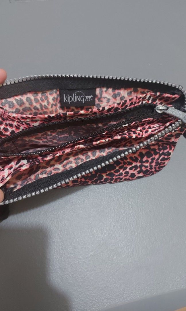 Original Kipling nylon makeup pouch/organizer, Women's Fashion, Bags ...