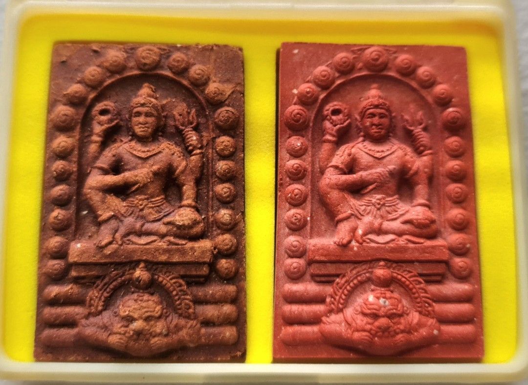 Phra sihin 2 pieces jumbo size, Hobbies & Toys, Memorabilia ...