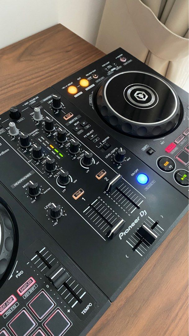 Pioneer DDJ 400, Audio, Other Audio Equipment on Carousell