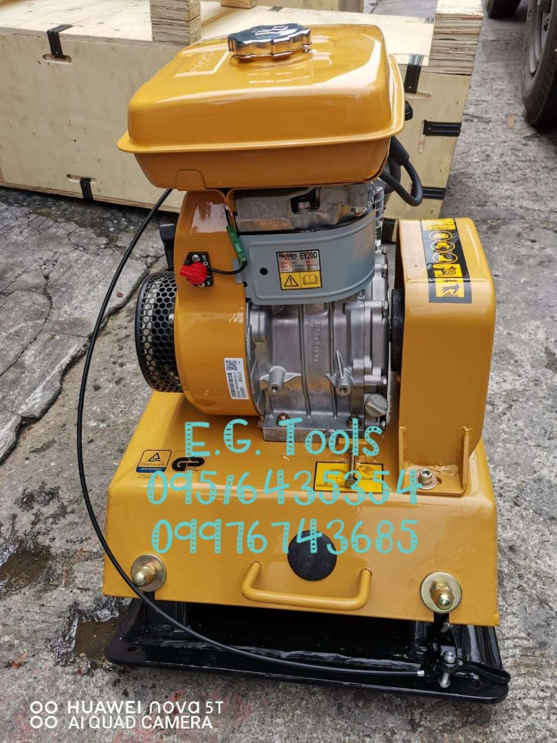 ROBIN T-60 PLATE COMPACTOR, Commercial & Industrial, Construction Tools ...