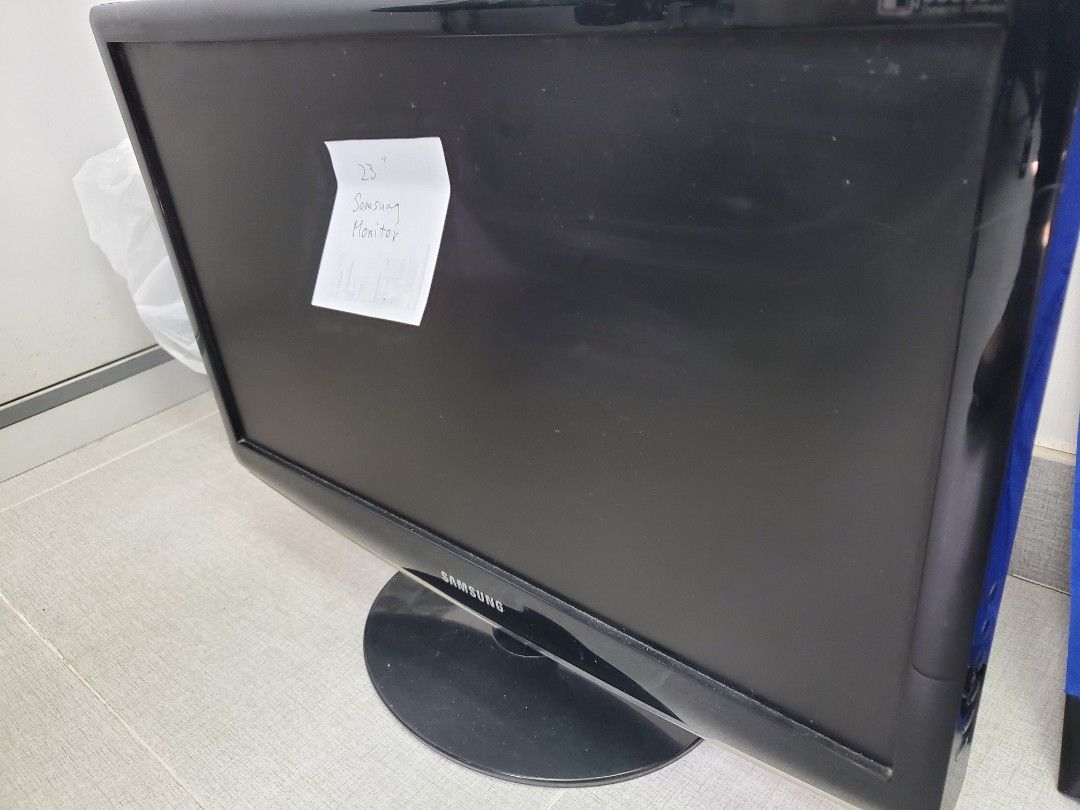 Samsung 23cm Monitors, 電腦＆科技, 電腦周邊及配件, 電子屏幕 - Carousell