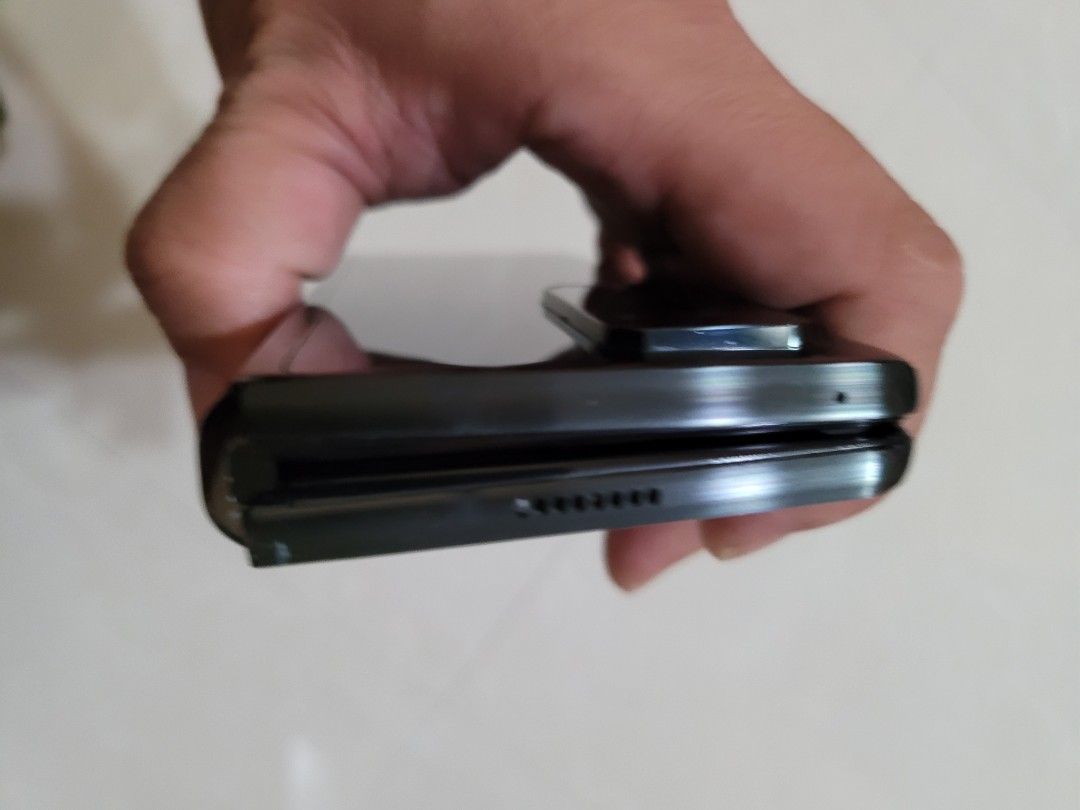 Samsung Z fold 2(inner screen flex cable faulty), Mobile Phones ...