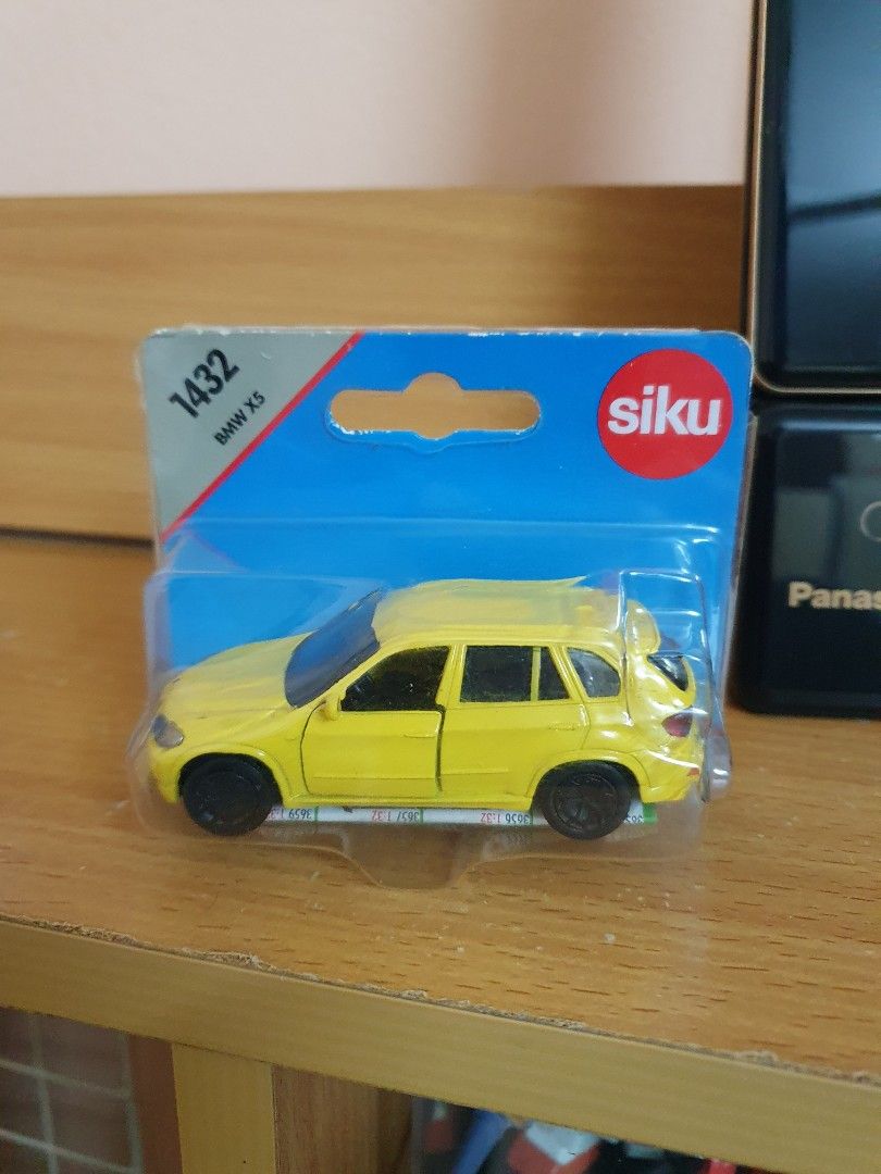 SIKU BMW X5, Hobbies & Toys, Toys & Games on Carousell