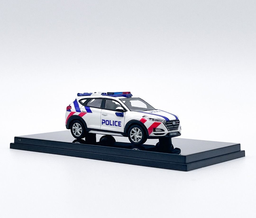 Singapore Police Force (SPF) New Generation Fast Response Car Model (1: ...