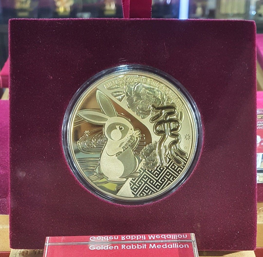 Singapore rabbit cny medallion gold Coin, Hobbies & Toys, Memorabilia ...