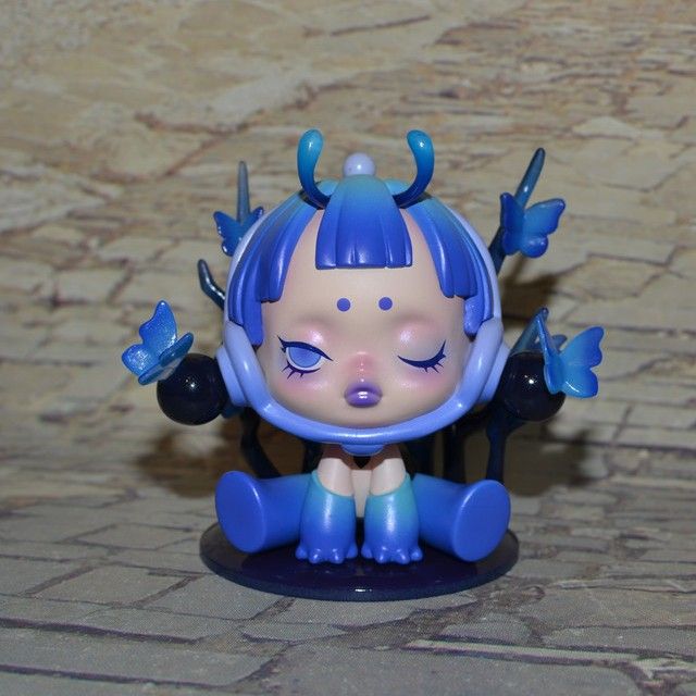 Skullpanda Mare of Animals - Blue Morpho, Hobbies & Toys, Toys & Games ...